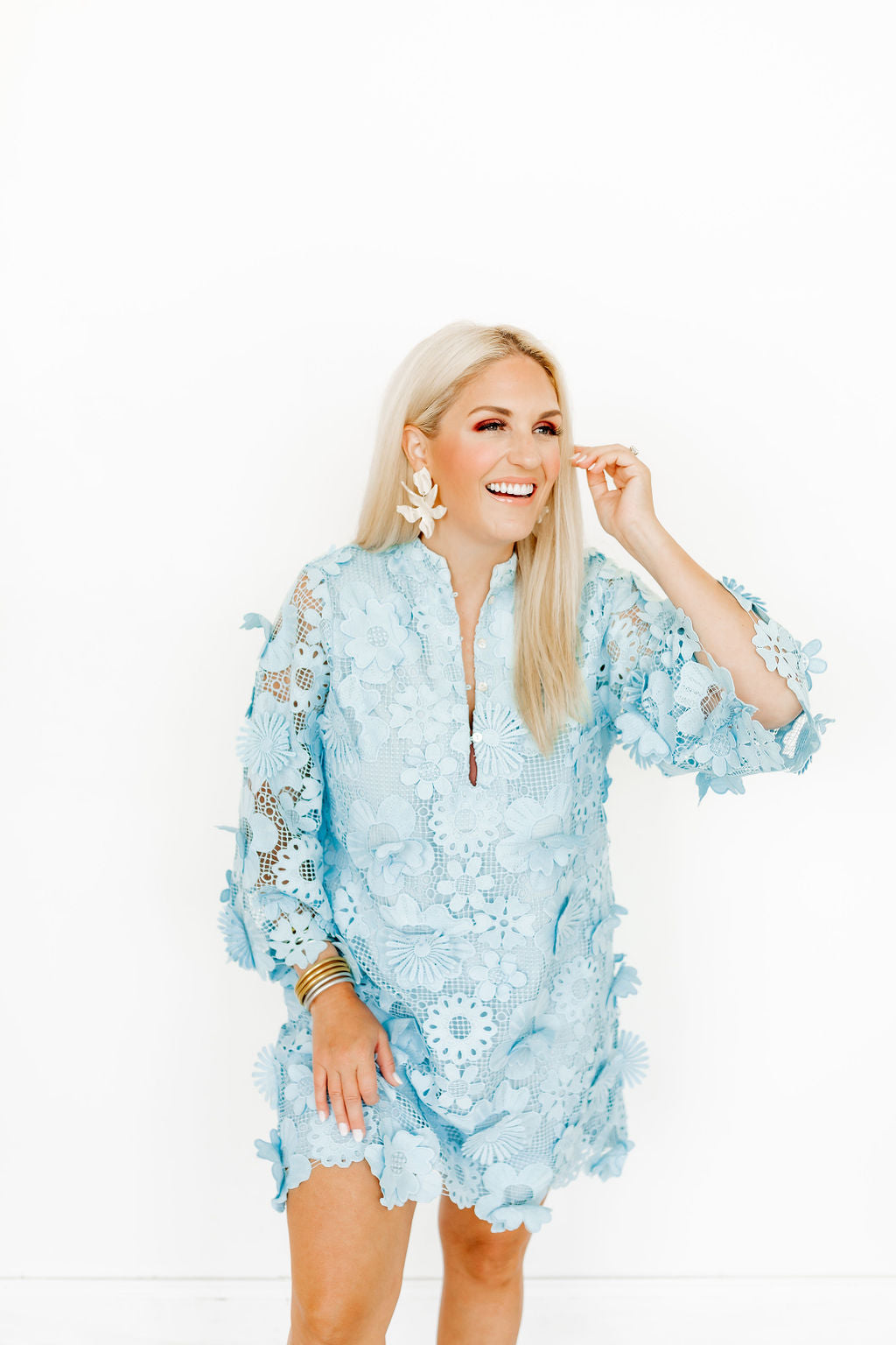 Meet LINNY - Lindsey Williams